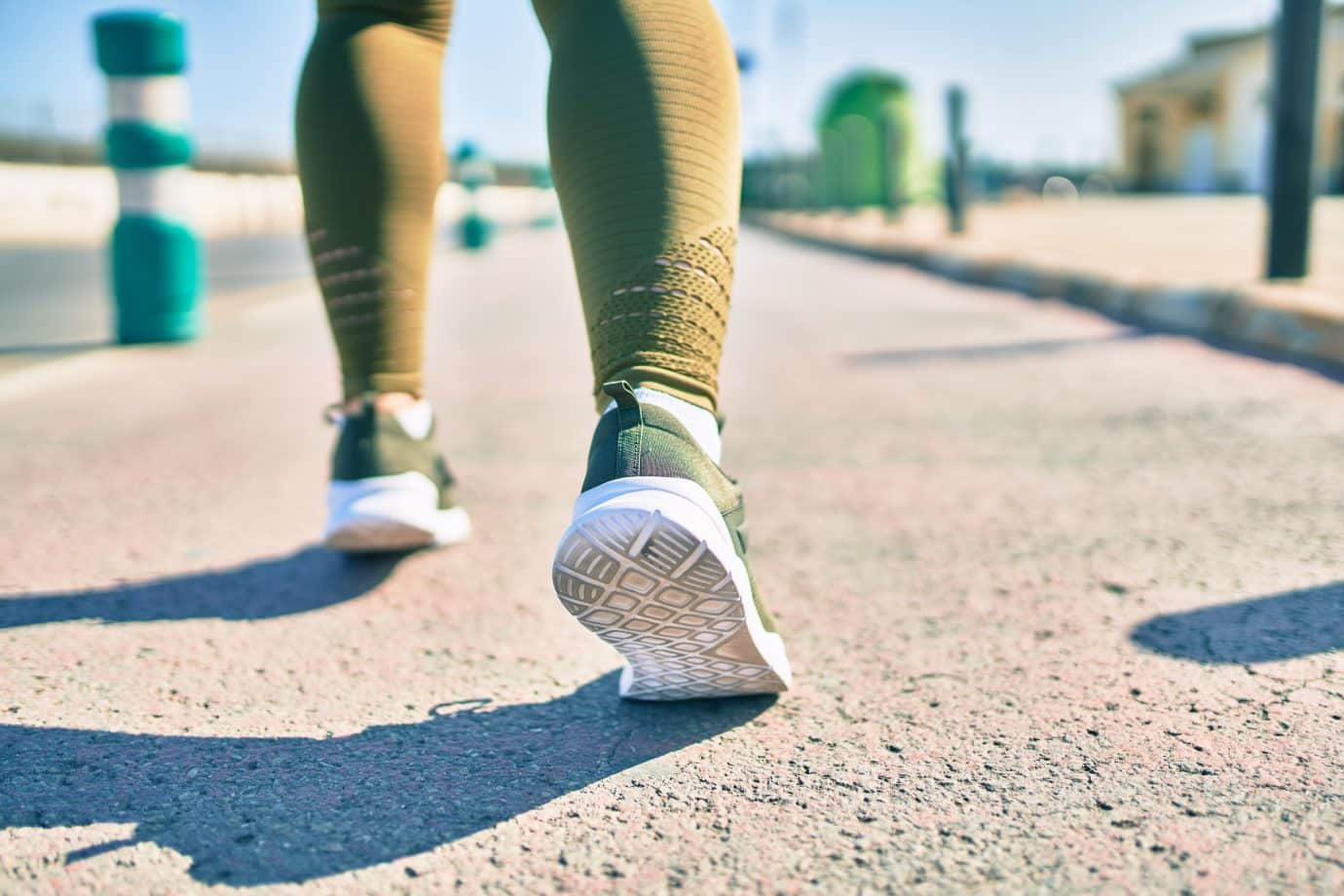 Walking Backward Benefits For Your Body: Explore Creative Physical ...